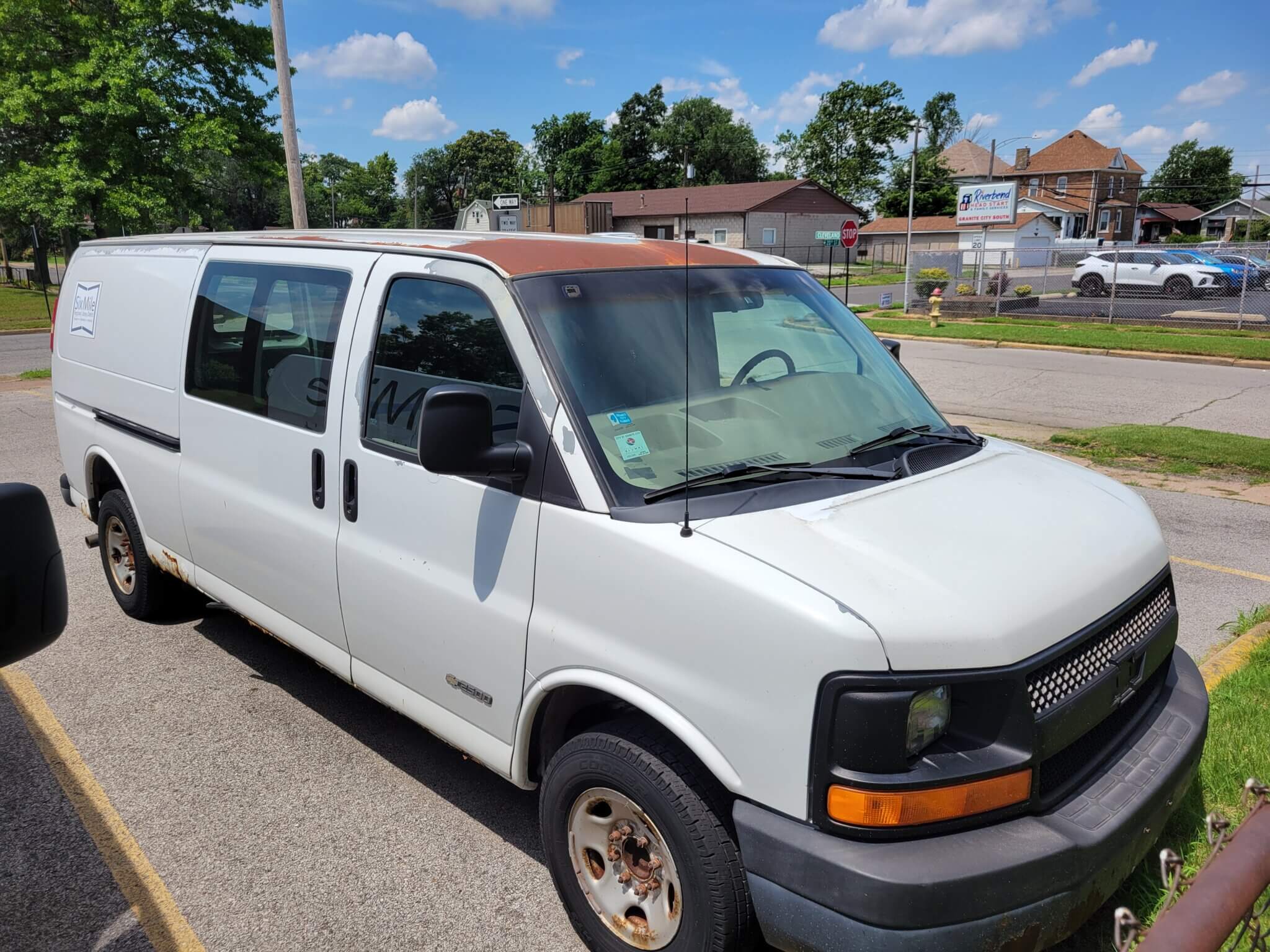2004 Surplus Van Auction « Six Mile Regional Library District